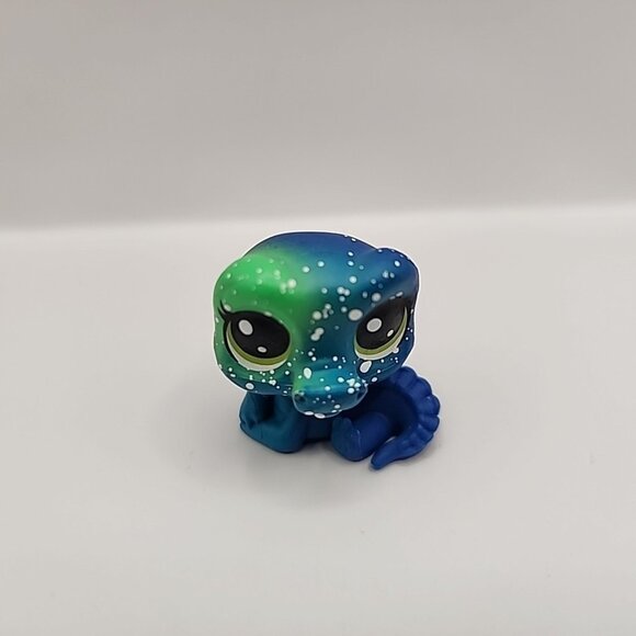 Hasbro | Toys | Littlest Petshop Lps 31 Hasbro Baby Bebe Crocodile ...